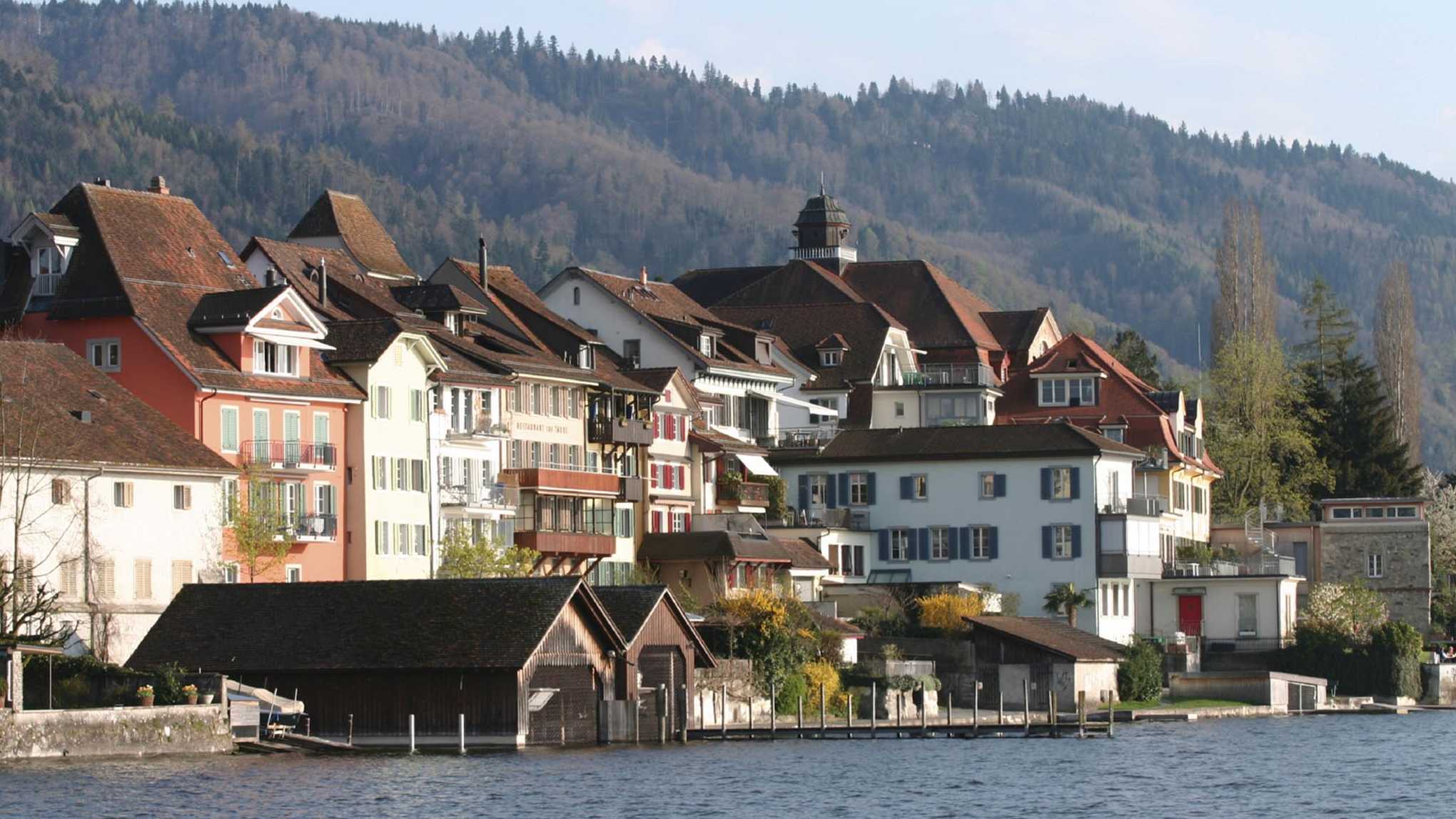 How to Move to Zug: the Complete Relocation Guide | InterNations