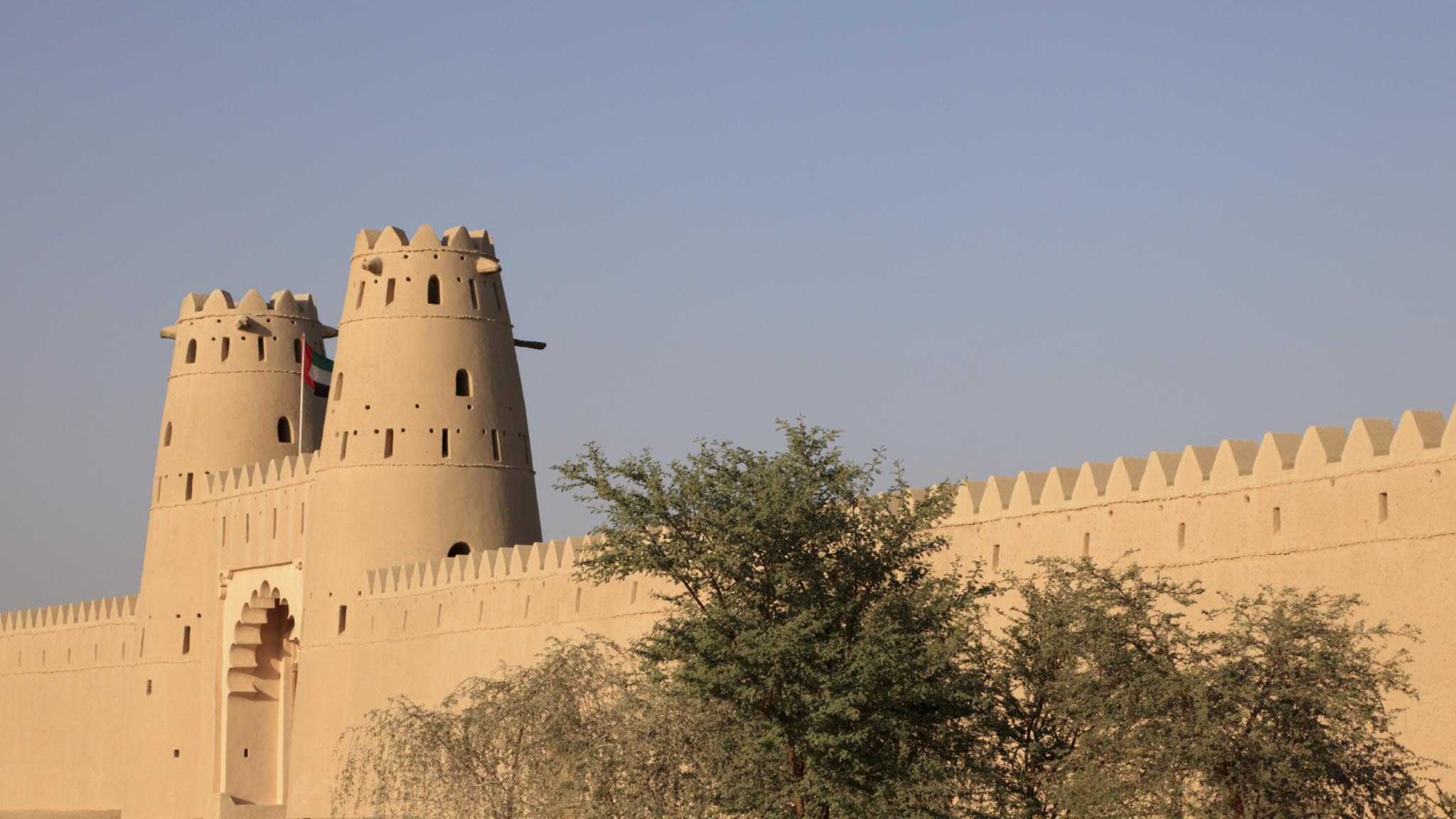 Find Out What It's Like to Live in Al Ain — Cost, Facts & More